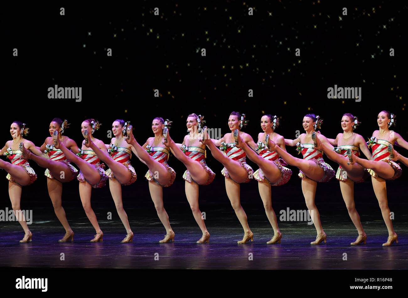 Rockettes hi-res stock photography and images - Alamy