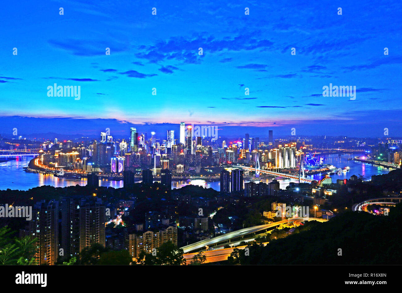 Yangtze river map hi-res stock photography and images - Alamy