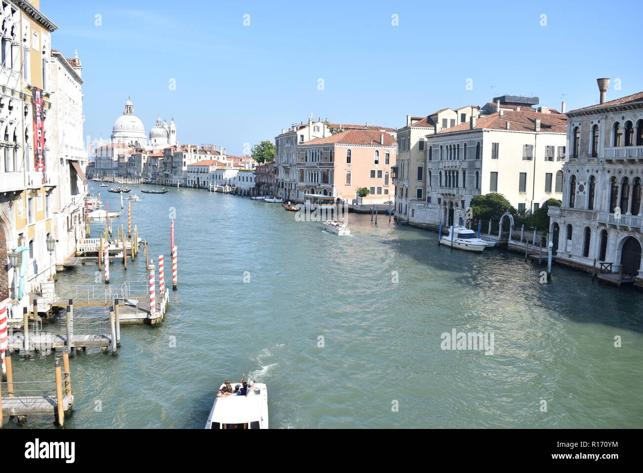 Ponte academia venice hi-res stock photography and images - Alamy