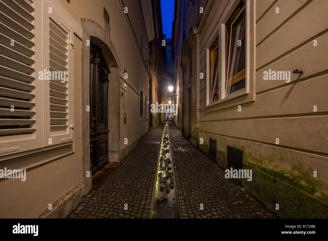 Bronze sculptures ljubljana hi-res stock photography and images - Alamy