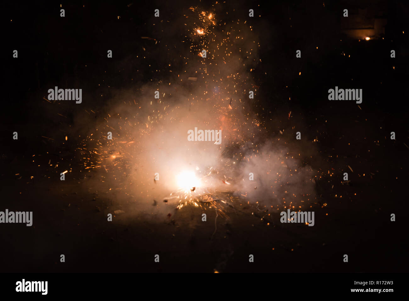 Crackers hindu hi-res stock photography and images - Alamy