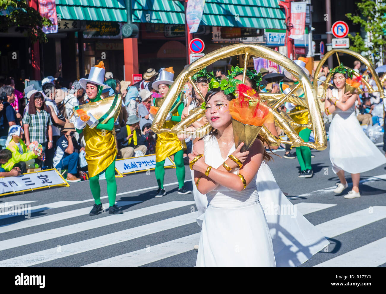 Participants in the Asakusa samba carnival in Tokyo Japan Stock Photo ...