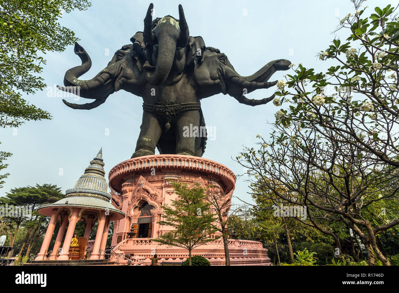 Huge elephant statue building of the Erawan museum, Bangkok, Thailand ...