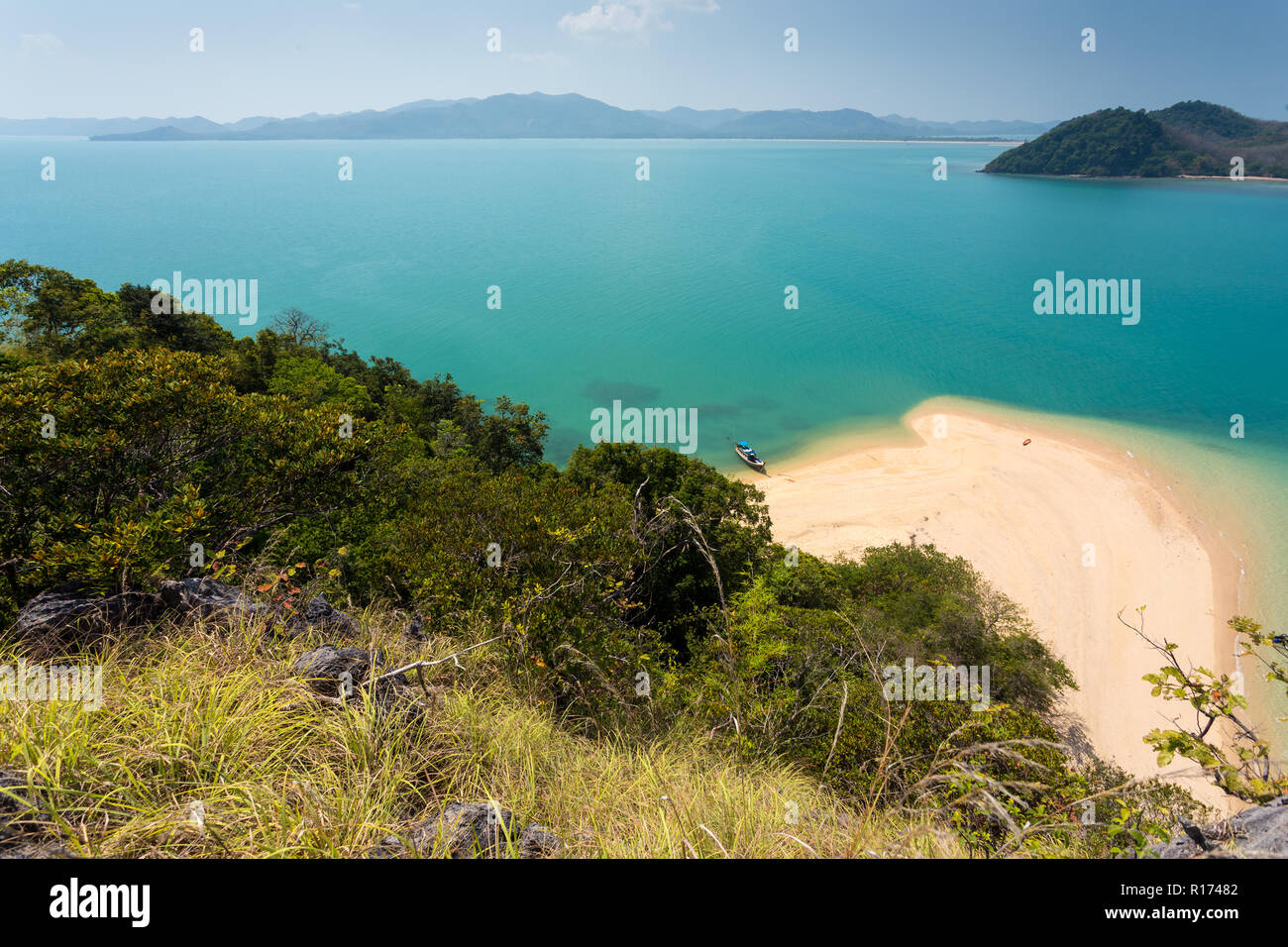 Thailand wild idyllic beach in Koh Nok island in the Pang Nga bay Stock ...