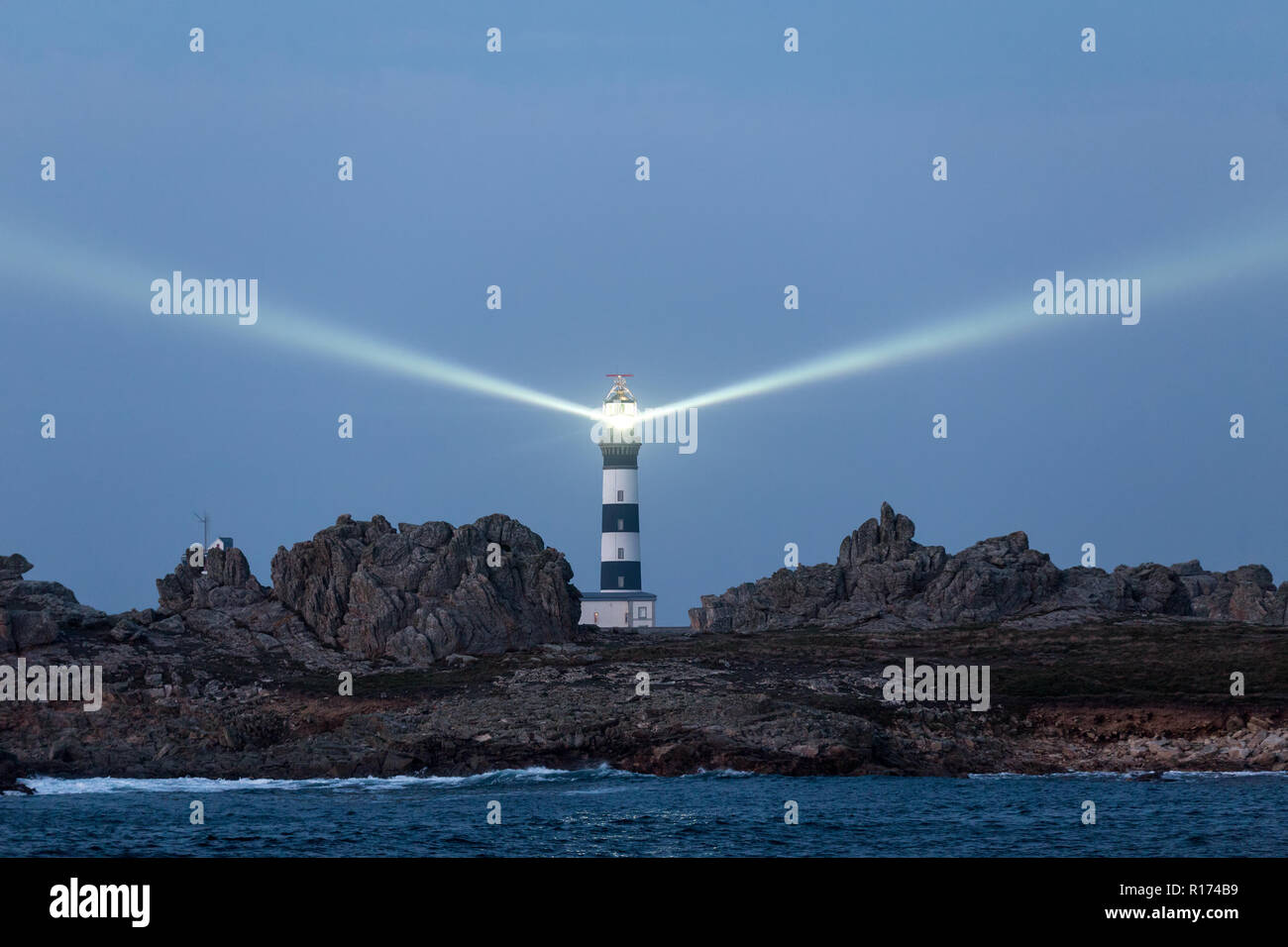 Most powerful lighthouse hi-res stock photography and images - Alamy