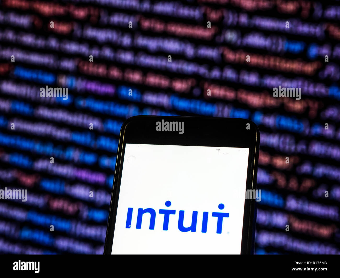 Intuit logo hi-res stock photography and images - Alamy