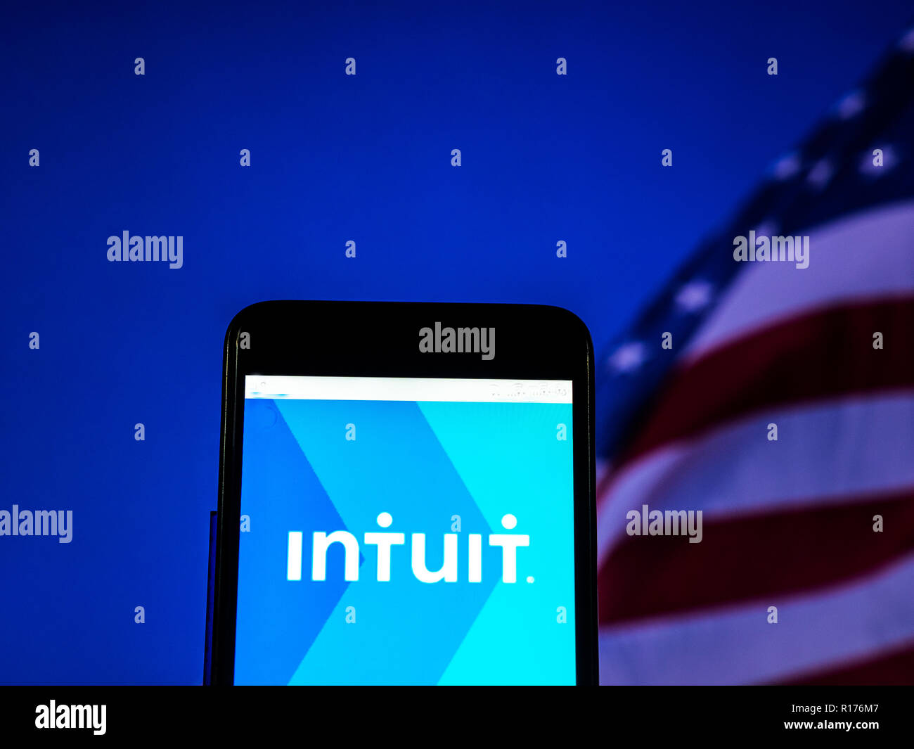 Financial and accounting logo hi-res stock photography and images - Alamy