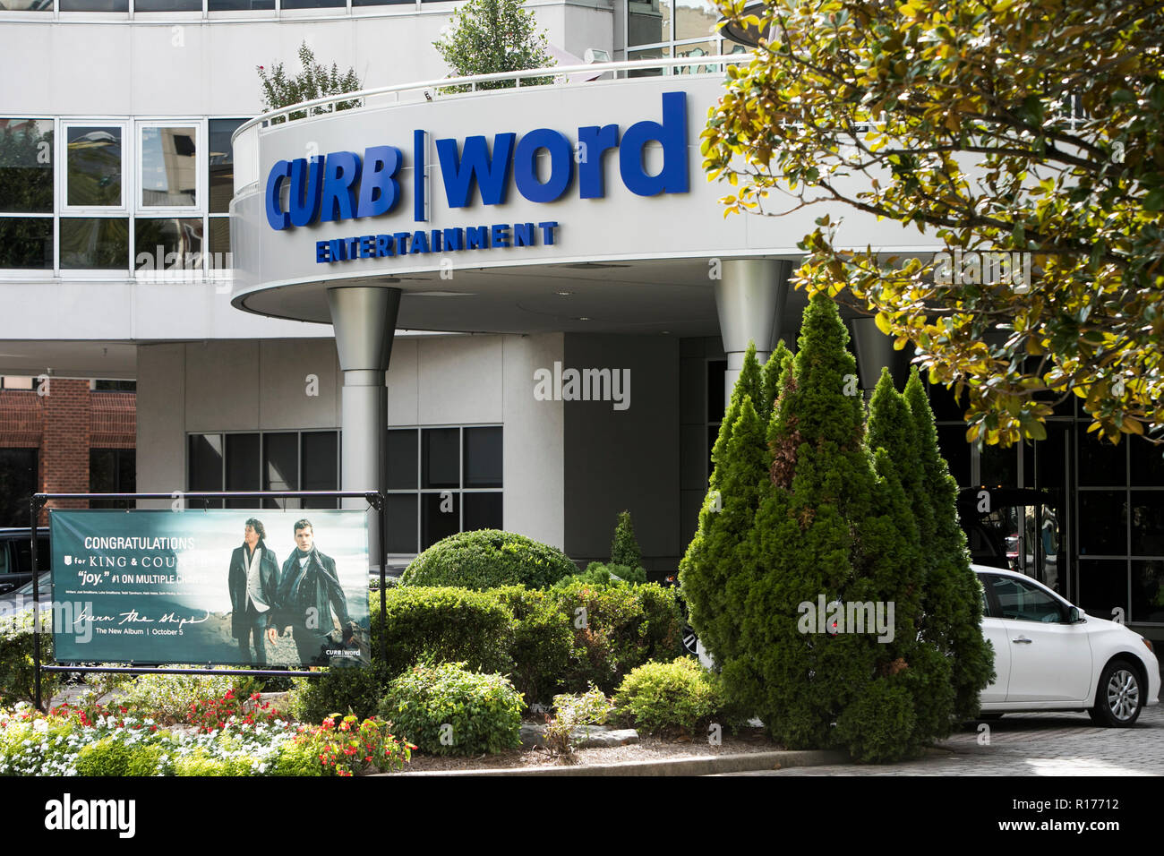 Logo records hi-res stock photography and images - Alamy