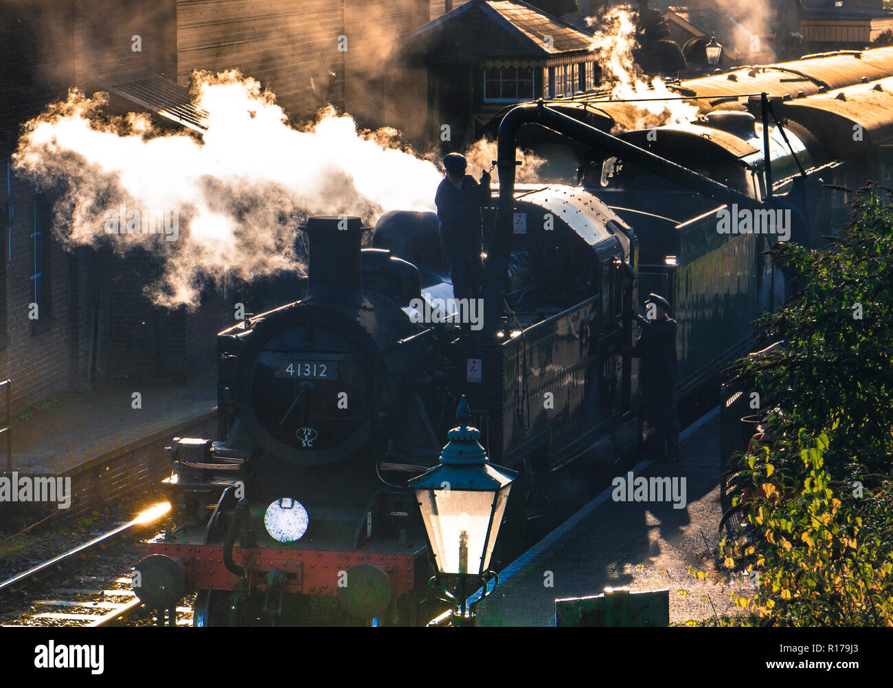 Class 2mt hi-res stock photography and images - Alamy