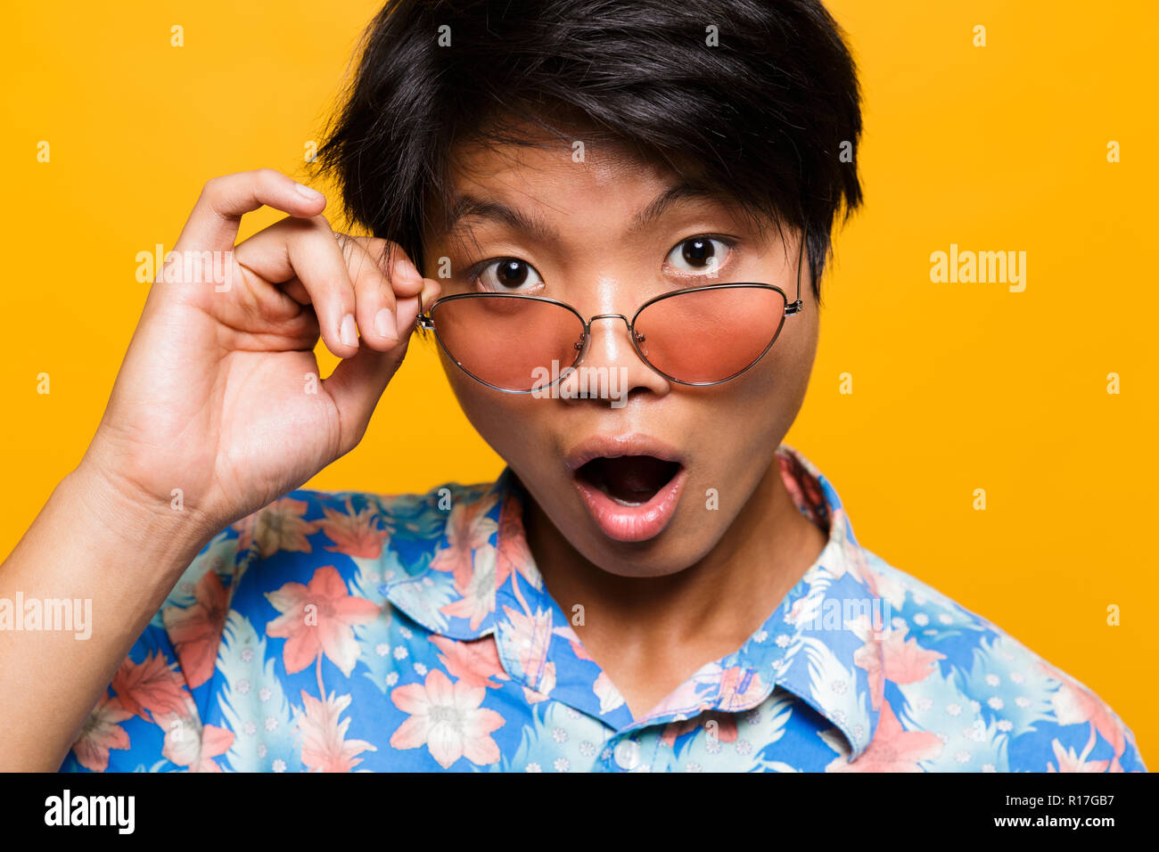 Shocked looking japanese man hi-res stock photography and images - Alamy