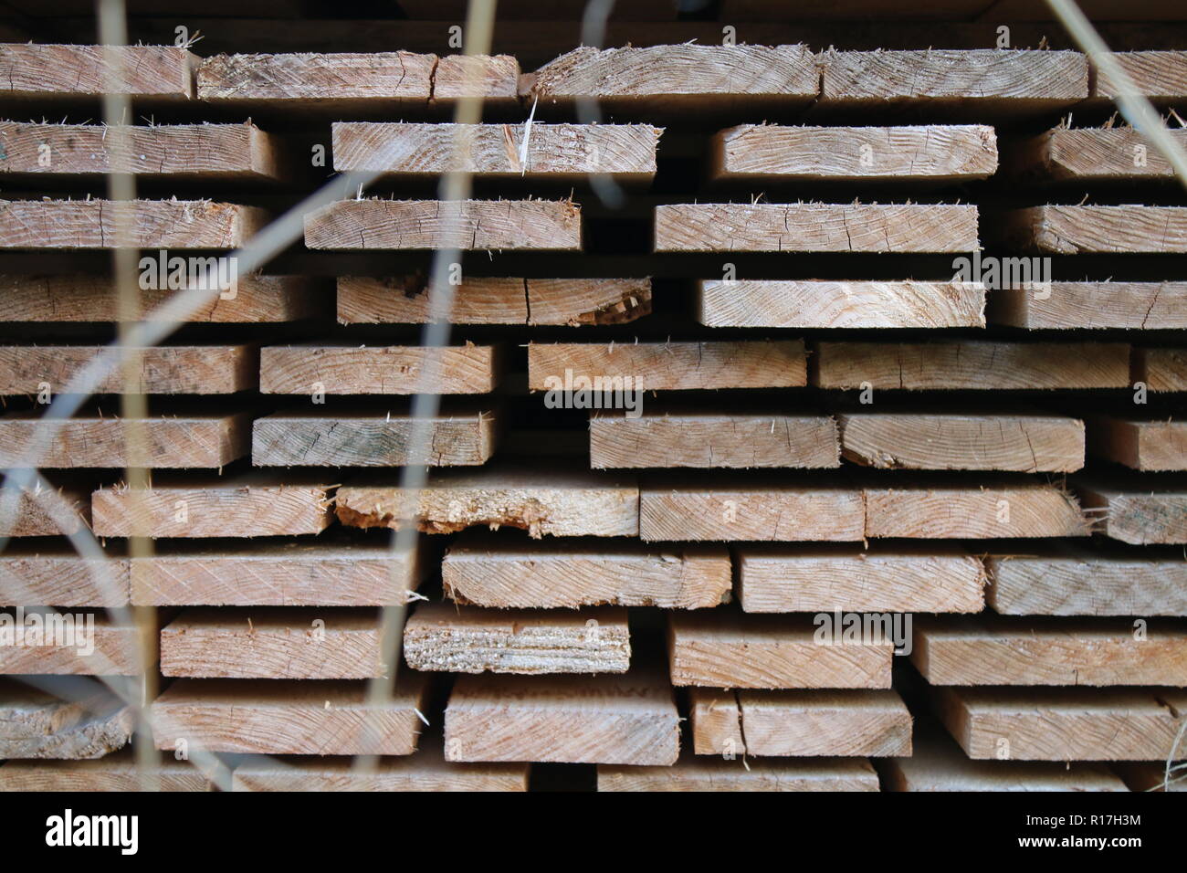 Squared timber hi-res stock photography and images - Alamy