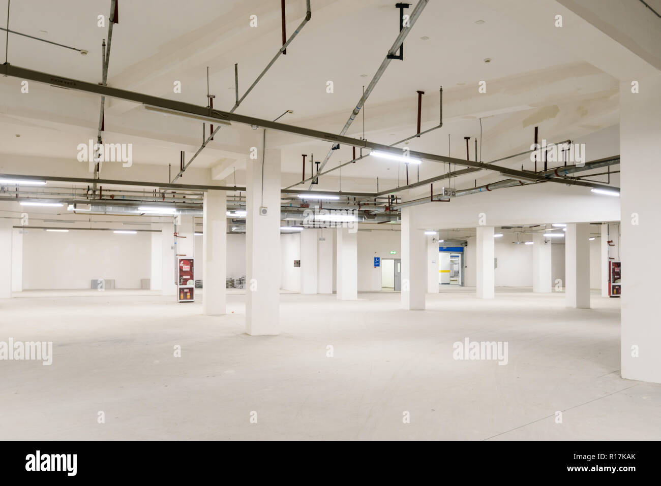 Ceiling area hi-res stock photography and images - Alamy