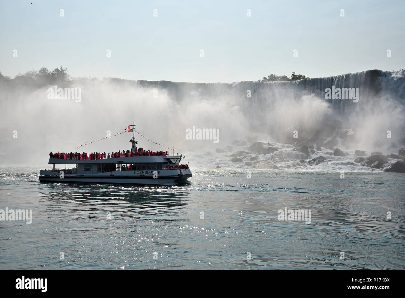 Niagara falls hornblower cruise hi-res stock photography and images - Alamy