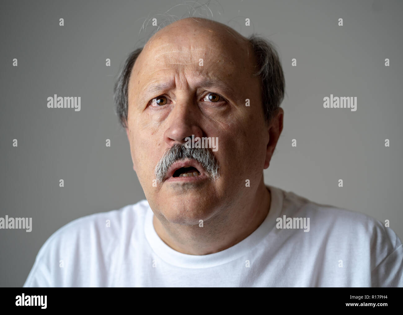 Senior stress hi-res stock photography and images - Alamy