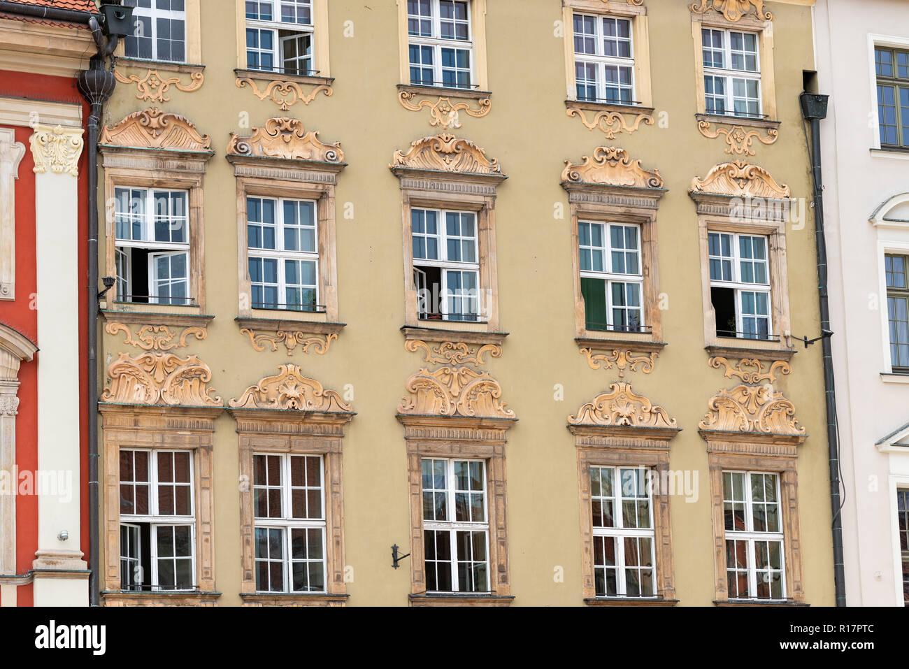 building with windows, beautiful ornaments Stock Photo - Alamy