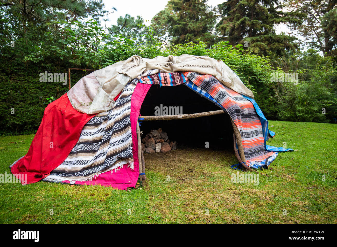 Sweat lodge hi-res stock photography and images - Alamy