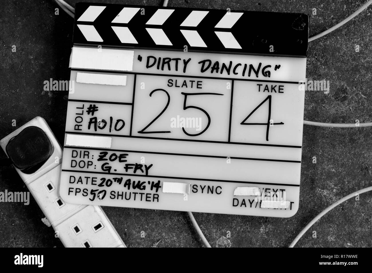 clapperboard on a film set Stock Photo - Alamy