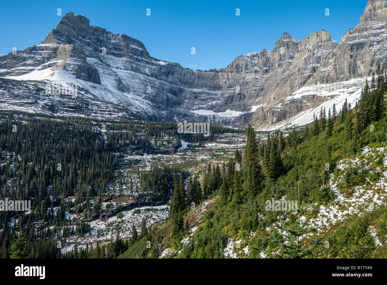 Cirque glacier hi-res stock photography and images - Alamy