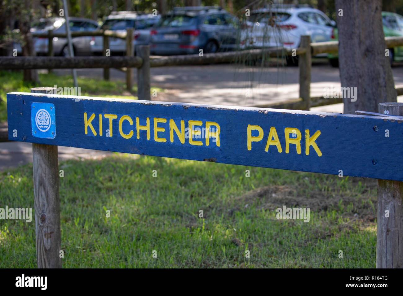 Mona vale parking hi-res stock photography and images - Alamy