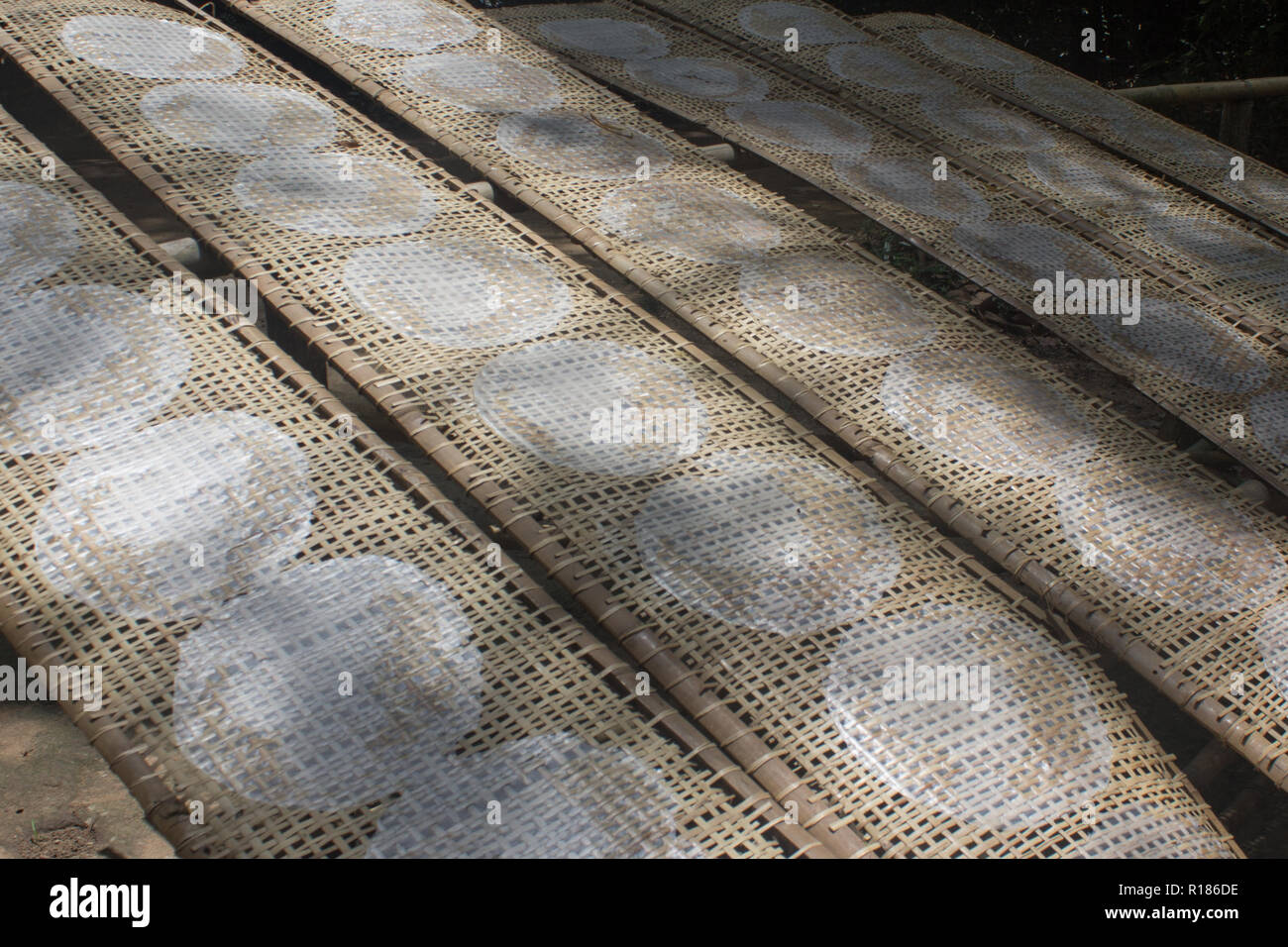 Vietnam Drying Rice Paper High Resolution Stock Photography and Images ...