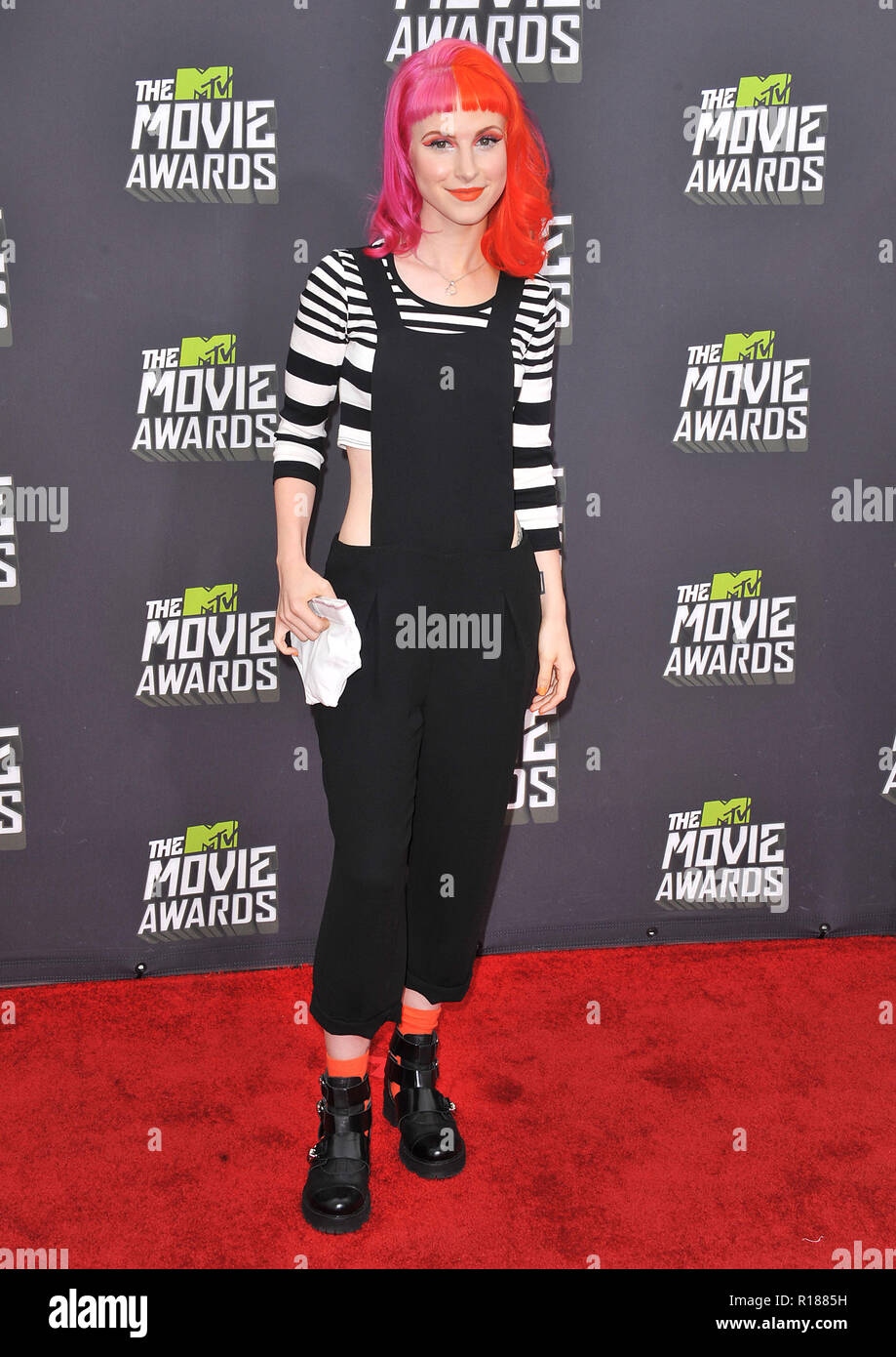 Hayley William, Paramore arriving at the MTV Movie Awards 2013 on the ...