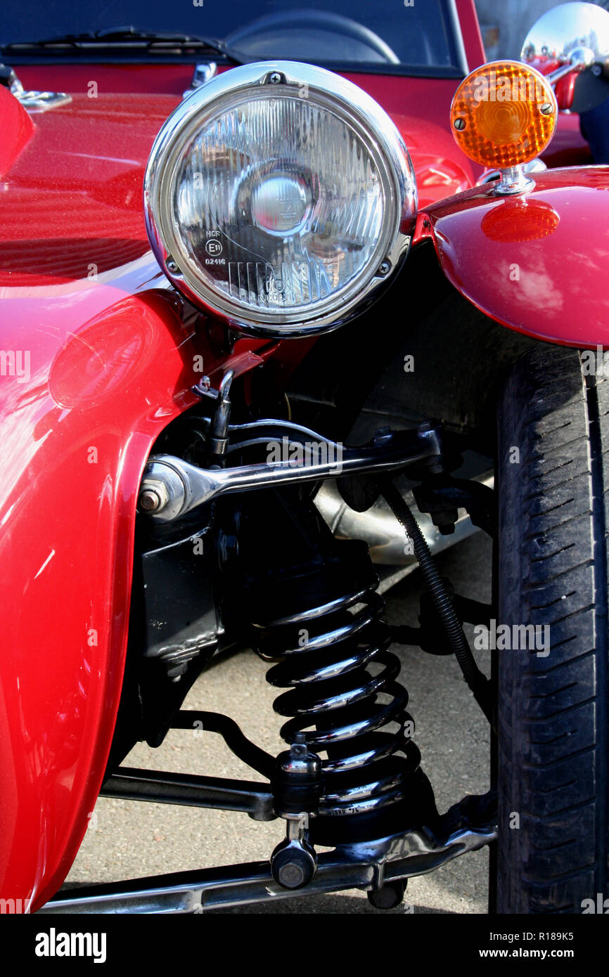 Retro red car hi-res stock photography and images - Alamy