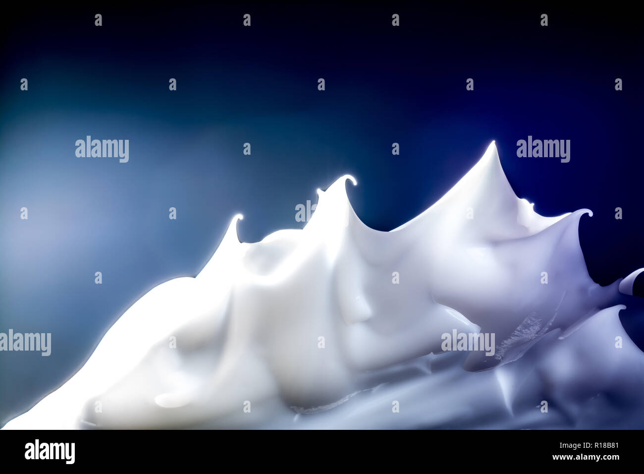 White shiny cream texture hi-res stock photography and images - Alamy
