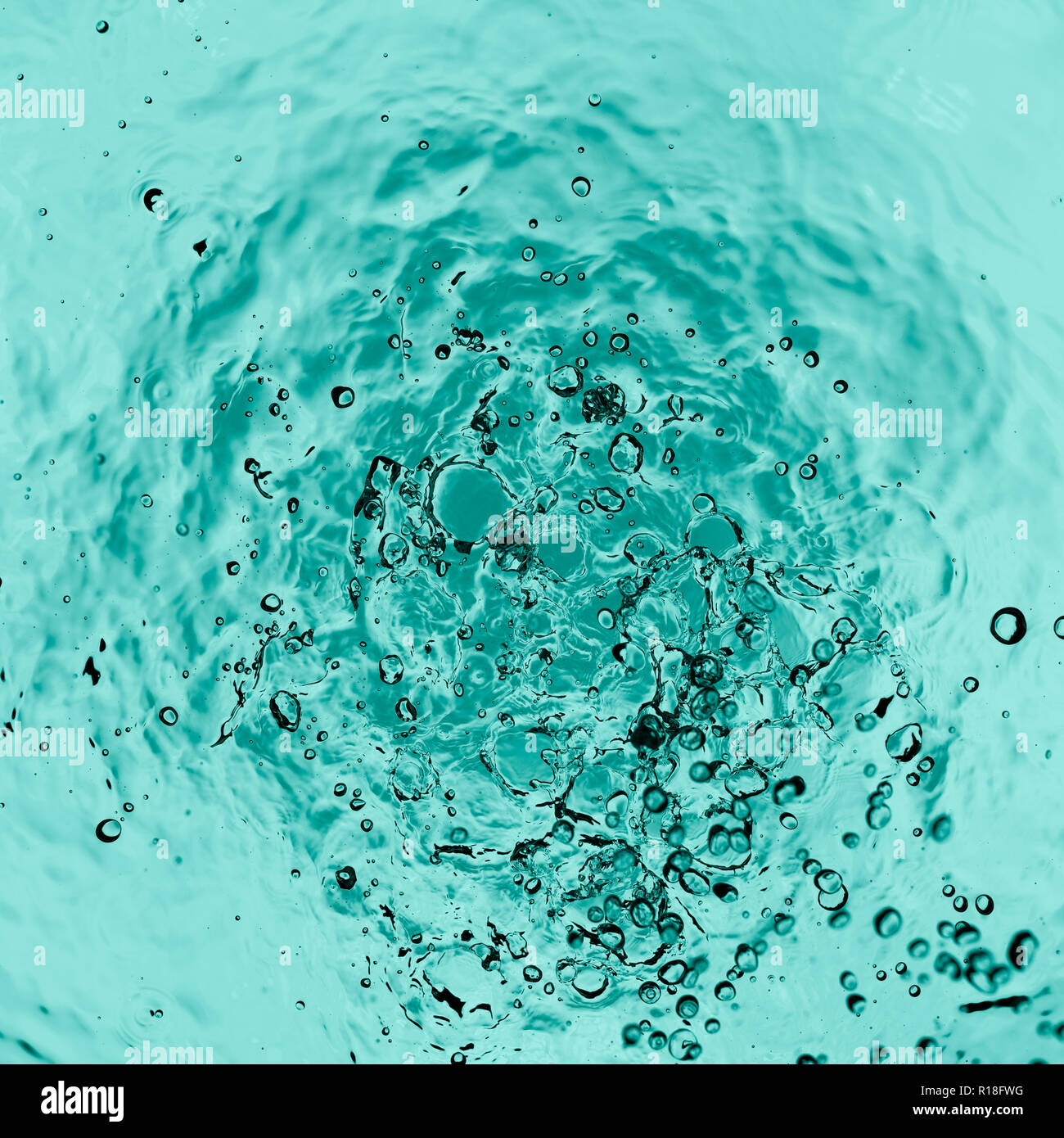 Splash and bubbles hi-res stock photography and images - Alamy