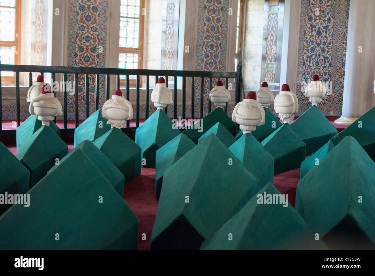 Mausoleum istanbul turkey coffins hi-res stock photography and images ...
