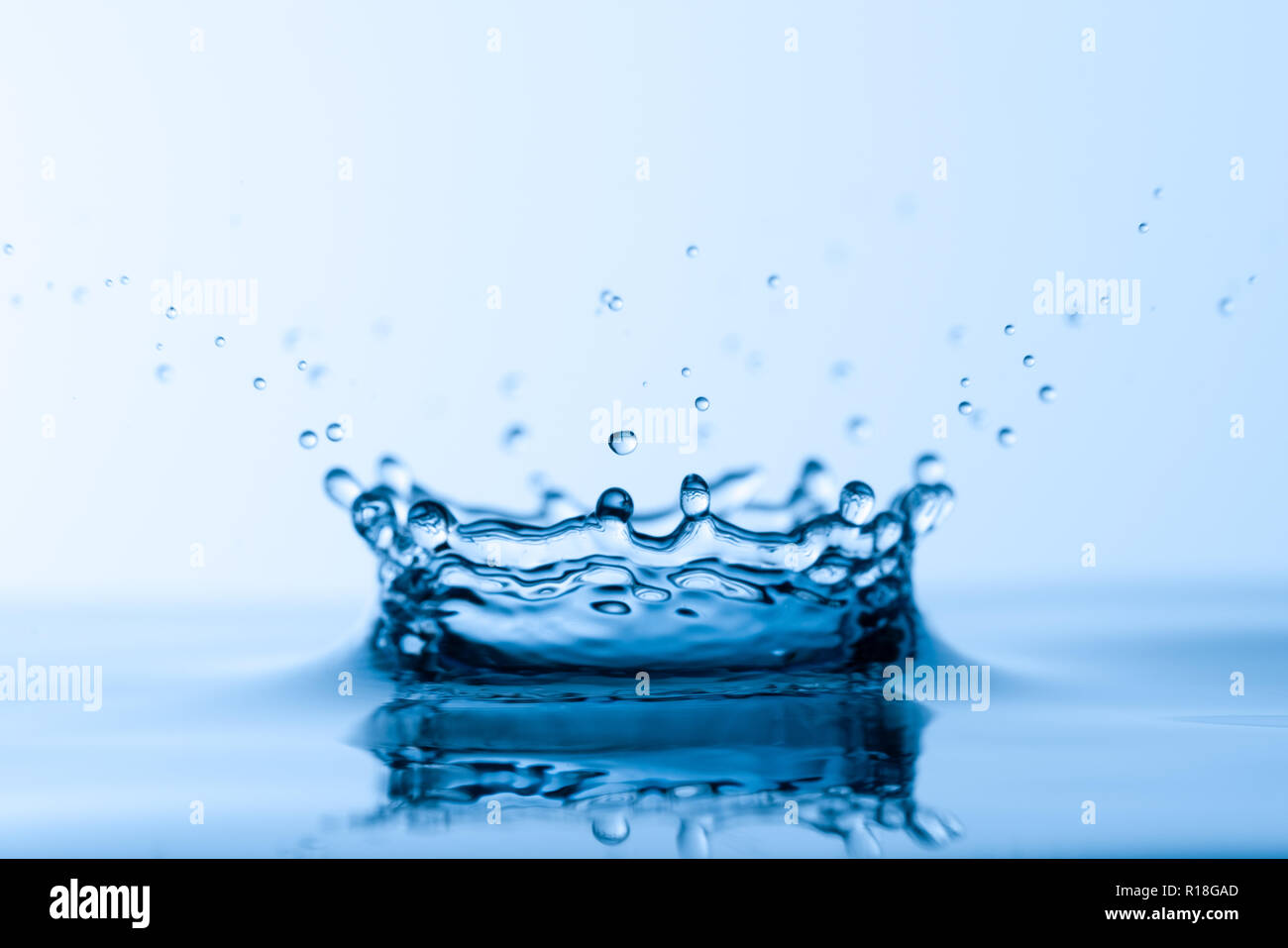 Aerial water drop hi-res stock photography and images - Alamy