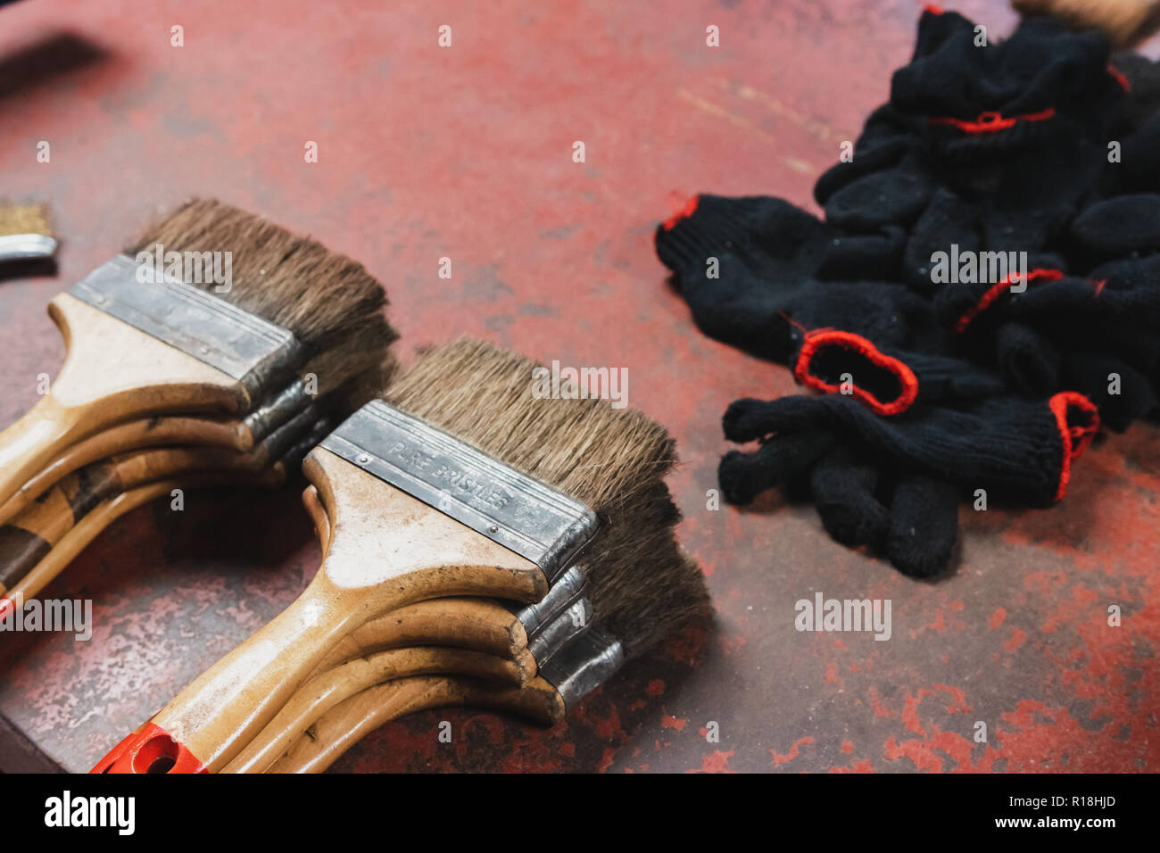 Paint brush on work bench hi-res stock photography and images - Alamy