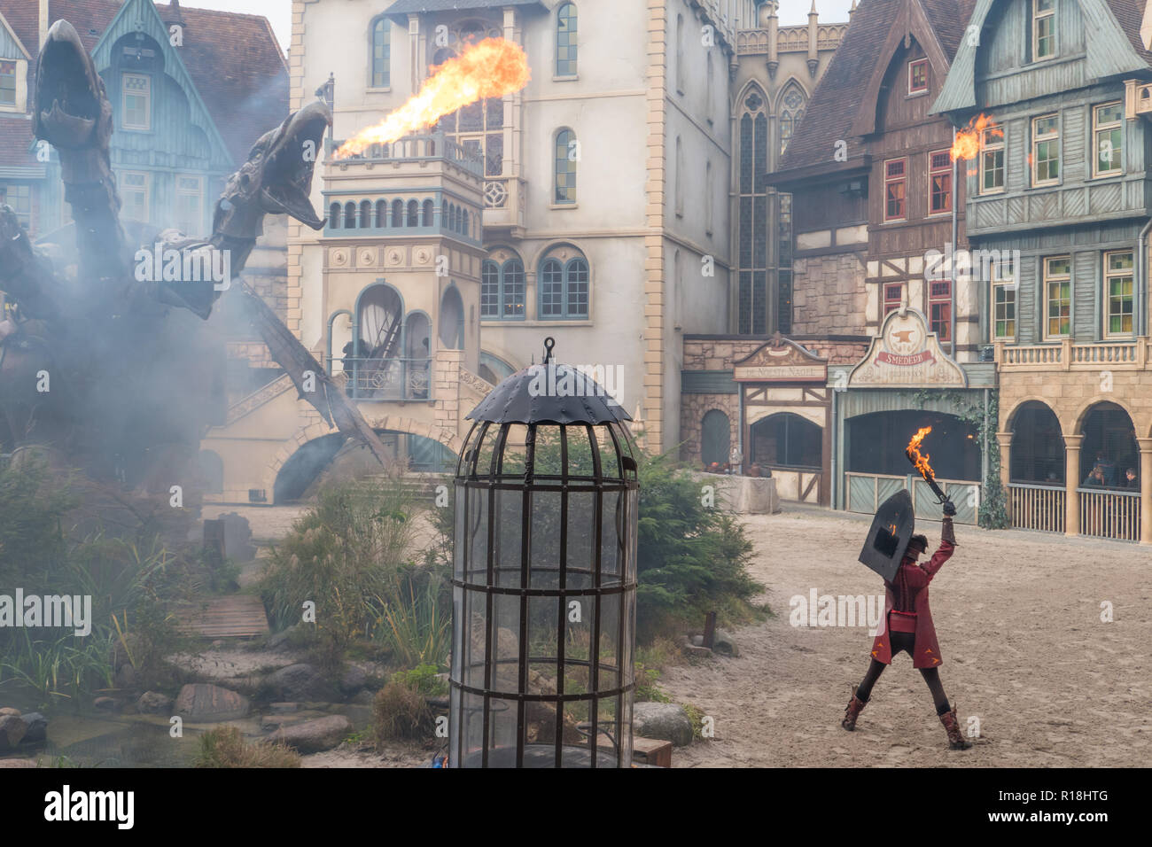 Ravelijn show in Efteling. Mechanical dragon / hydra monster breathing ...