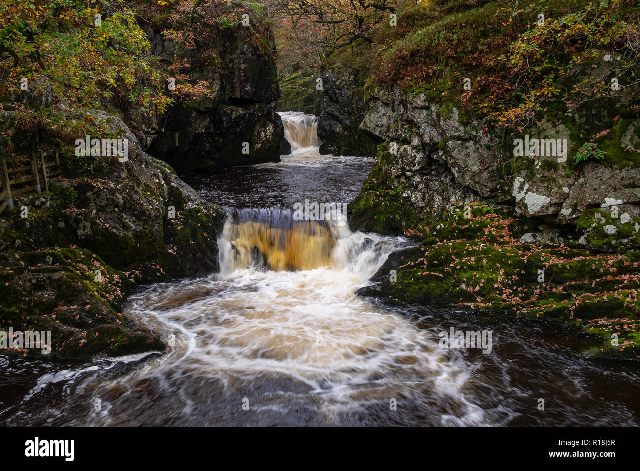 Yorkshire dales national park ingleton hi-res stock photography and ...