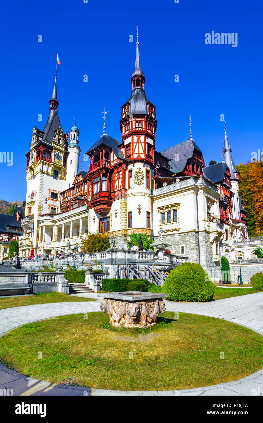 Peles Castle, Sinaia, Prahova County, Romania: Famous Neo-Renaissance ...