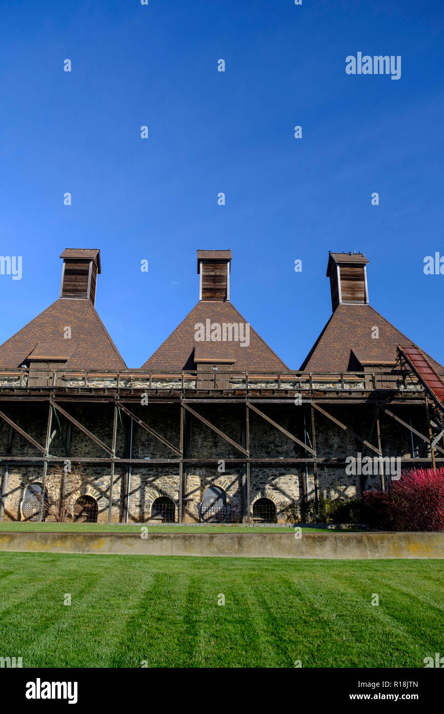 Landmark winery sonoma hi-res stock photography and images - Alamy