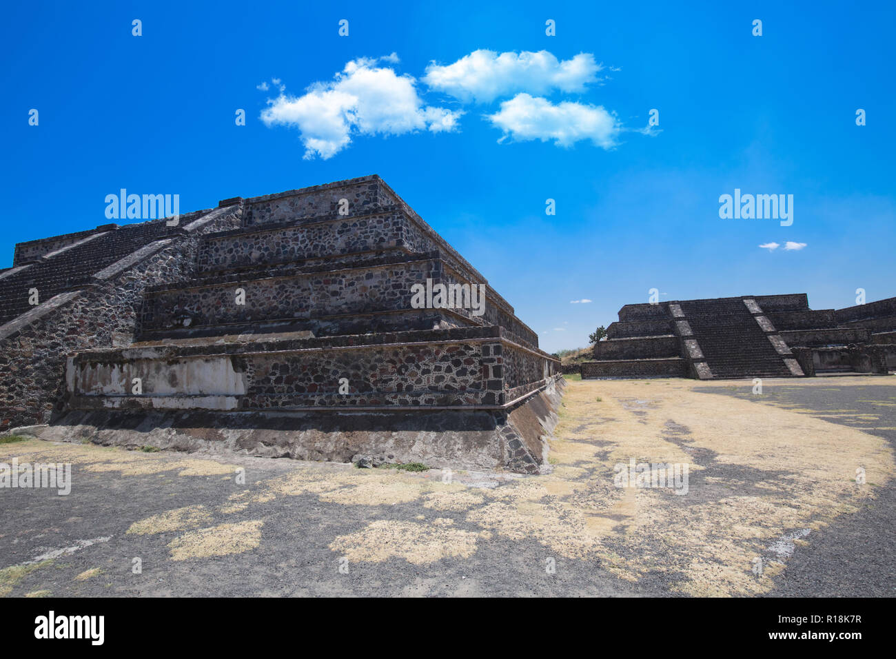 Landmark Teotihuacan pyramids located close to Mexico City Stock Photo ...