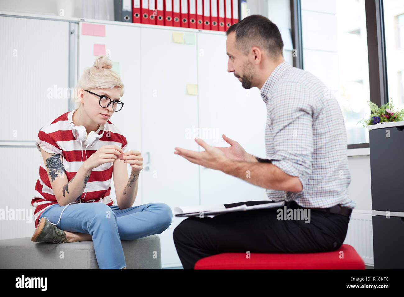Individual session hi-res stock photography and images - Alamy