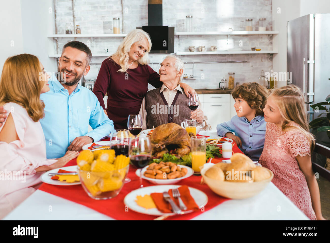 Big family having dinner at home hi-res stock photography and images ...