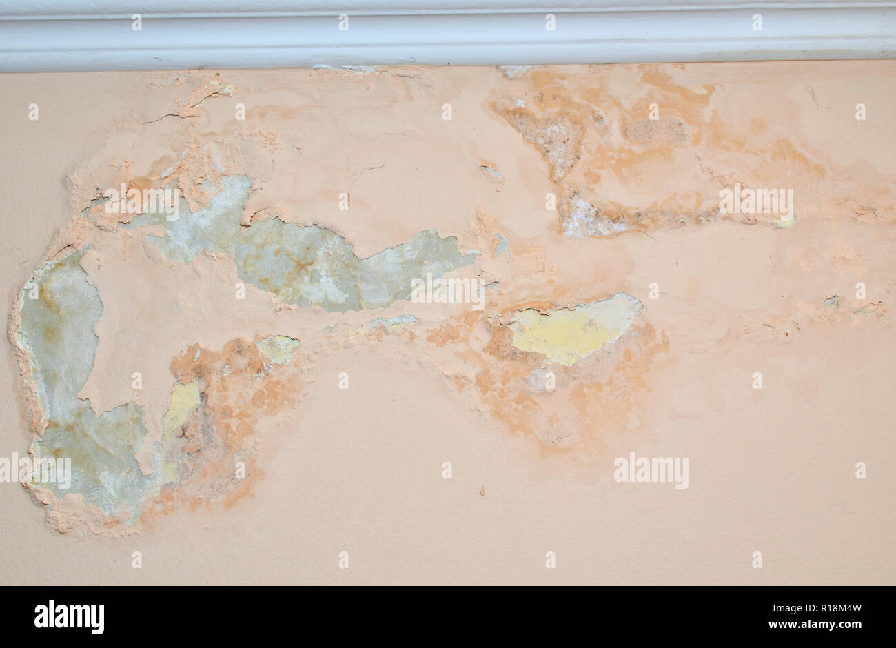 Water damaged living room hi-res stock photography and images - Alamy