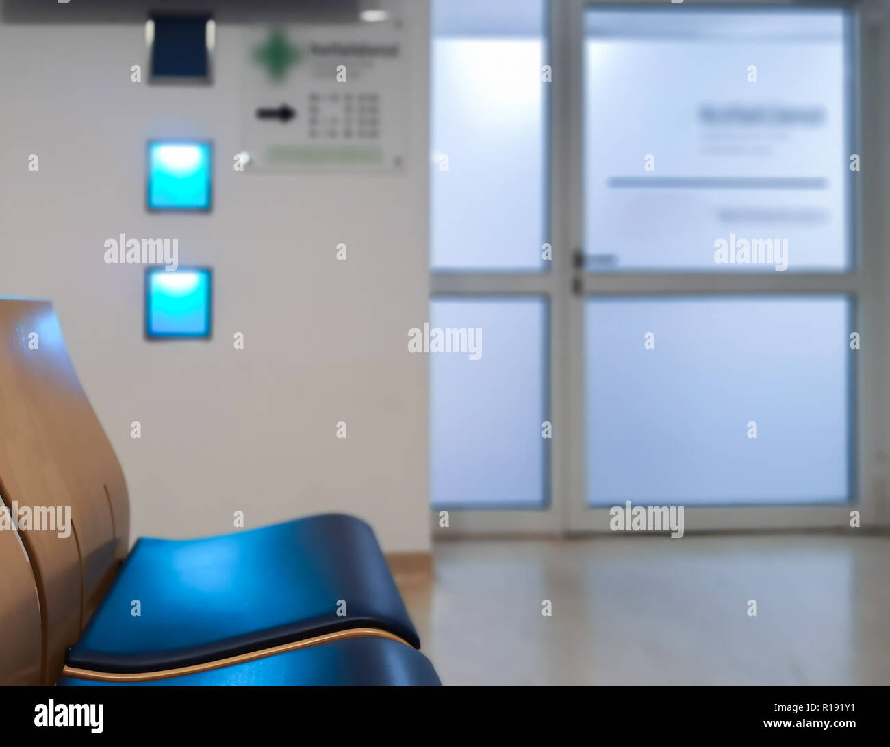 Waiting area in the emergency room. A seating group in front of a ...