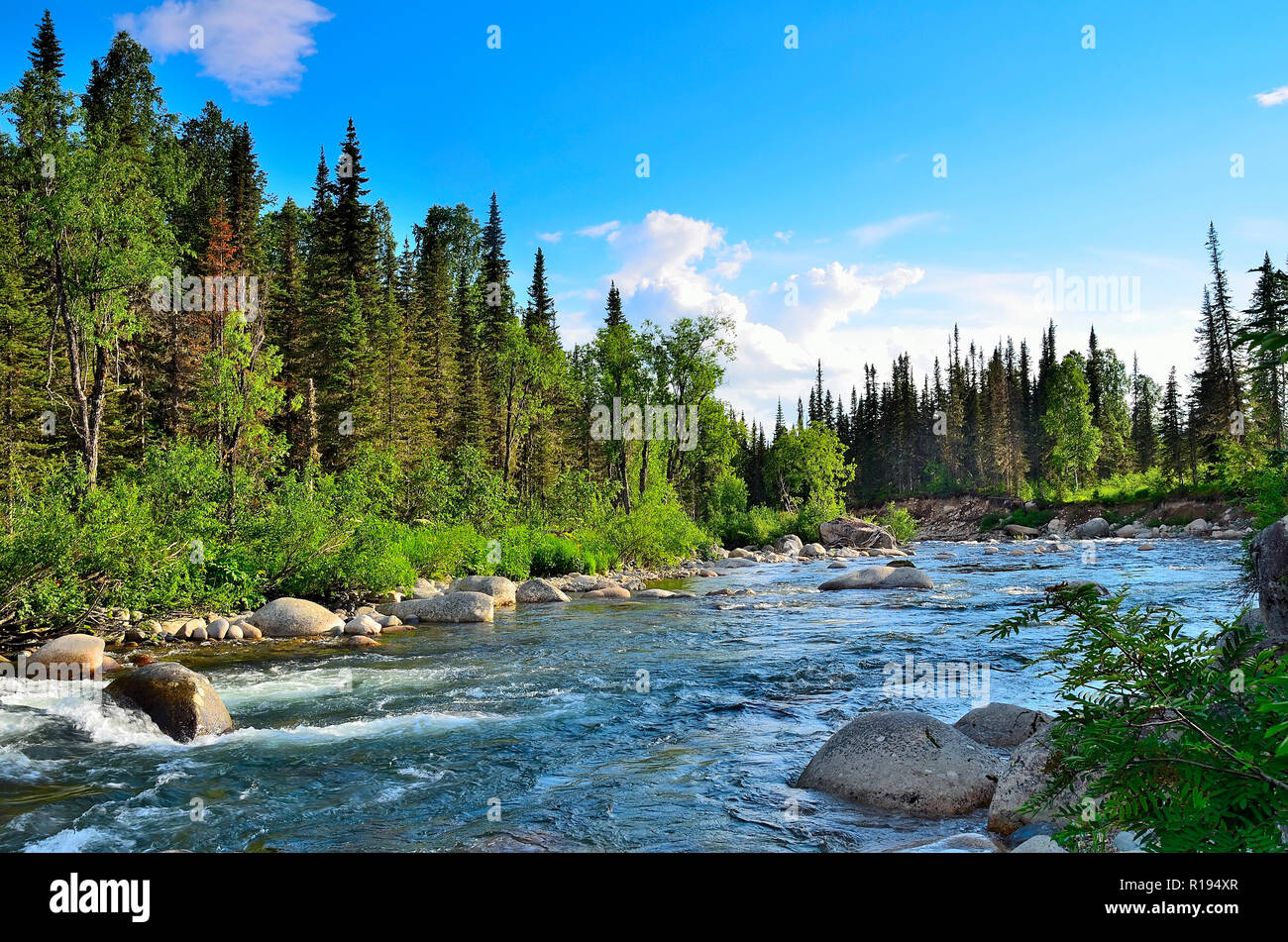 Huge boulders hi-res stock photography and images - Alamy