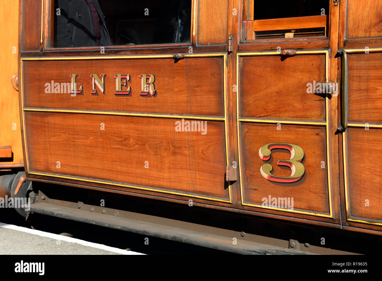 Lner carriage hi-res stock photography and images - Alamy