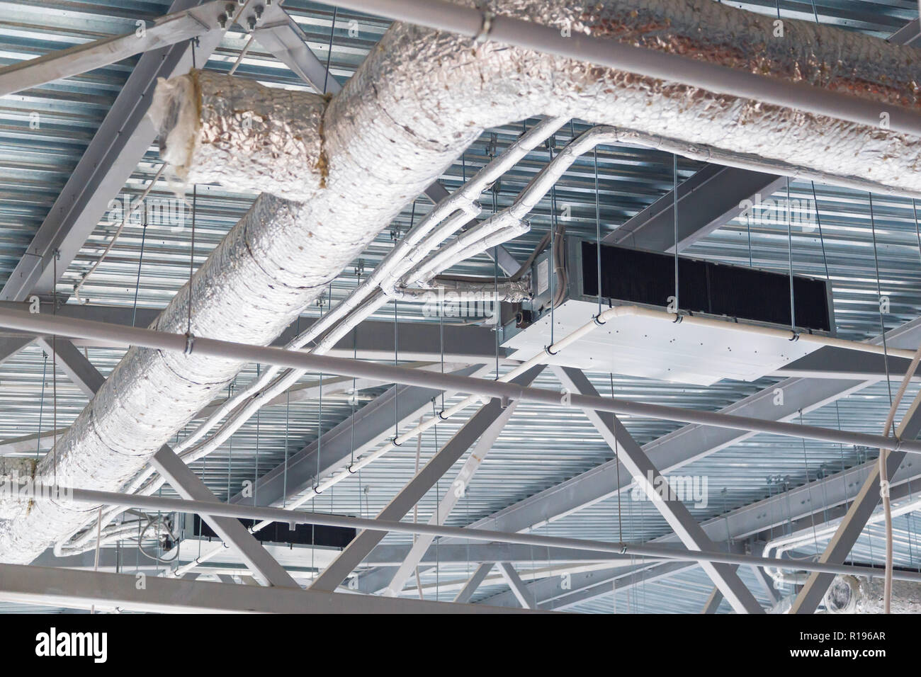 Air handling unit ceiling hi-res stock photography and images - Alamy
