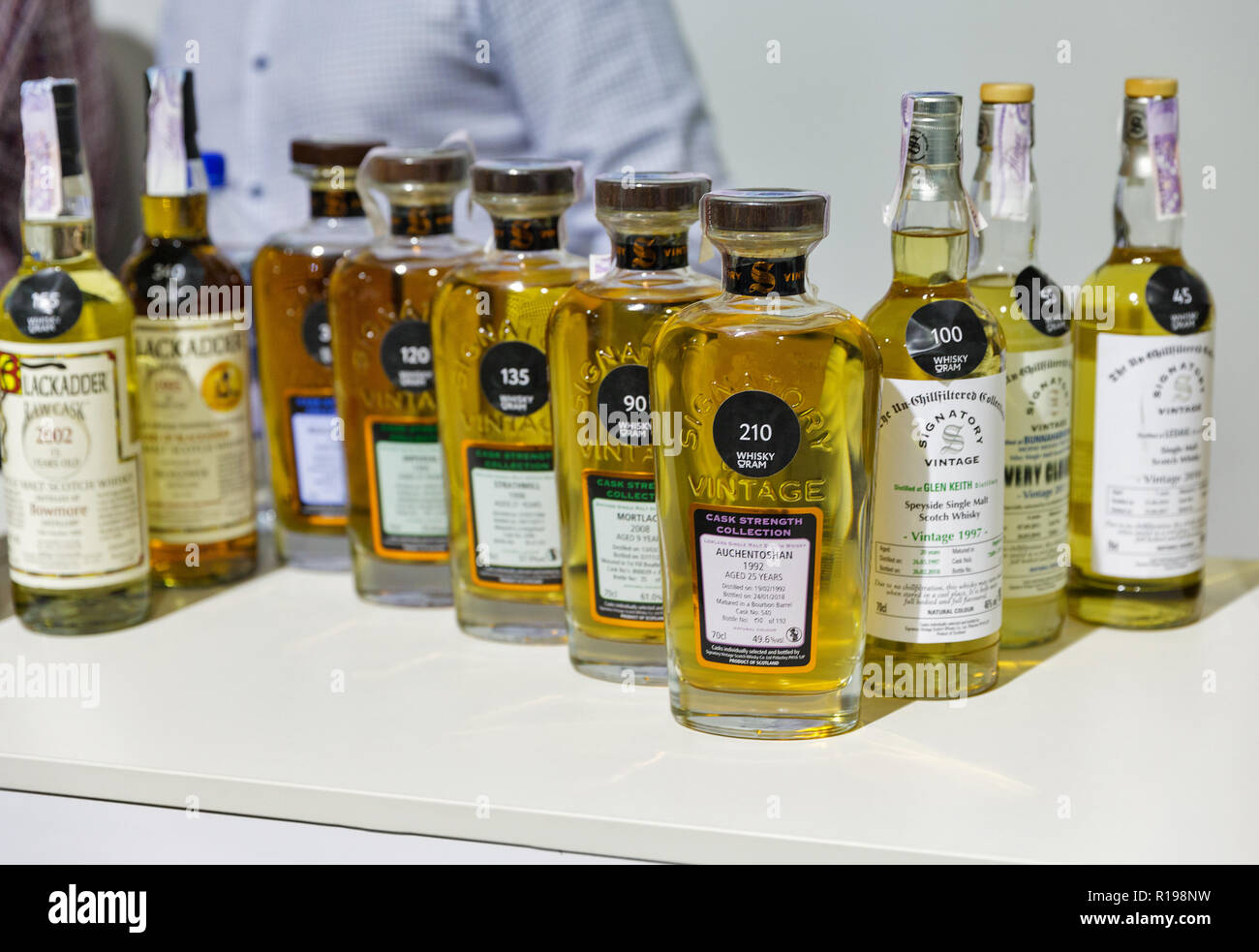 Signatory vintage scotch whisky hi-res stock photography and images - Alamy