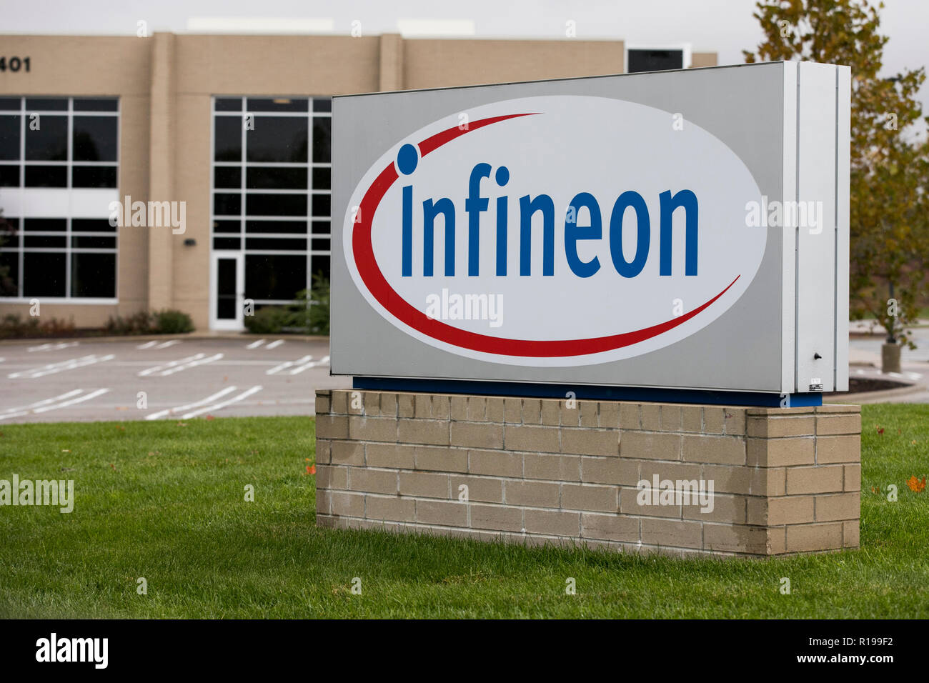 Logo Infineon Technologies High Resolution Stock Photography and Images ...