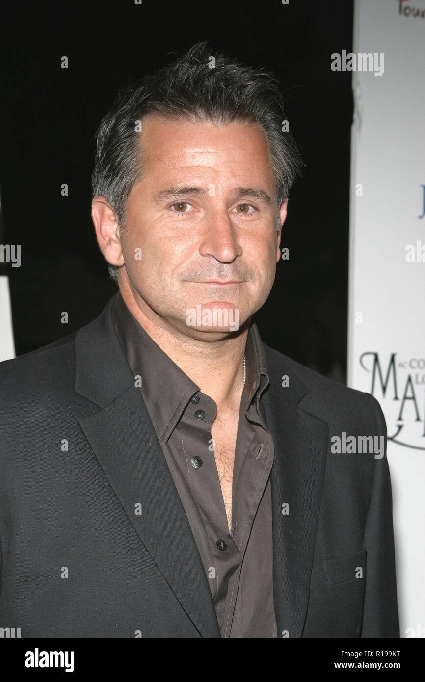 Anthony lapaglia hi-res stock photography and images - Alamy
