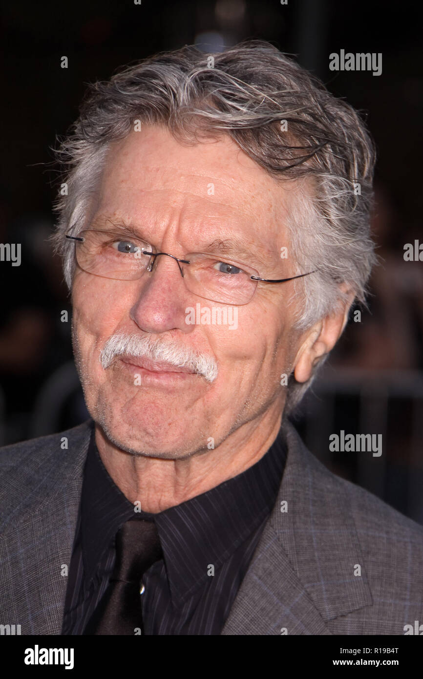 Tom Skerritt 09/09/09 "Whiteout" Premiere @ Mann Village Theater ...