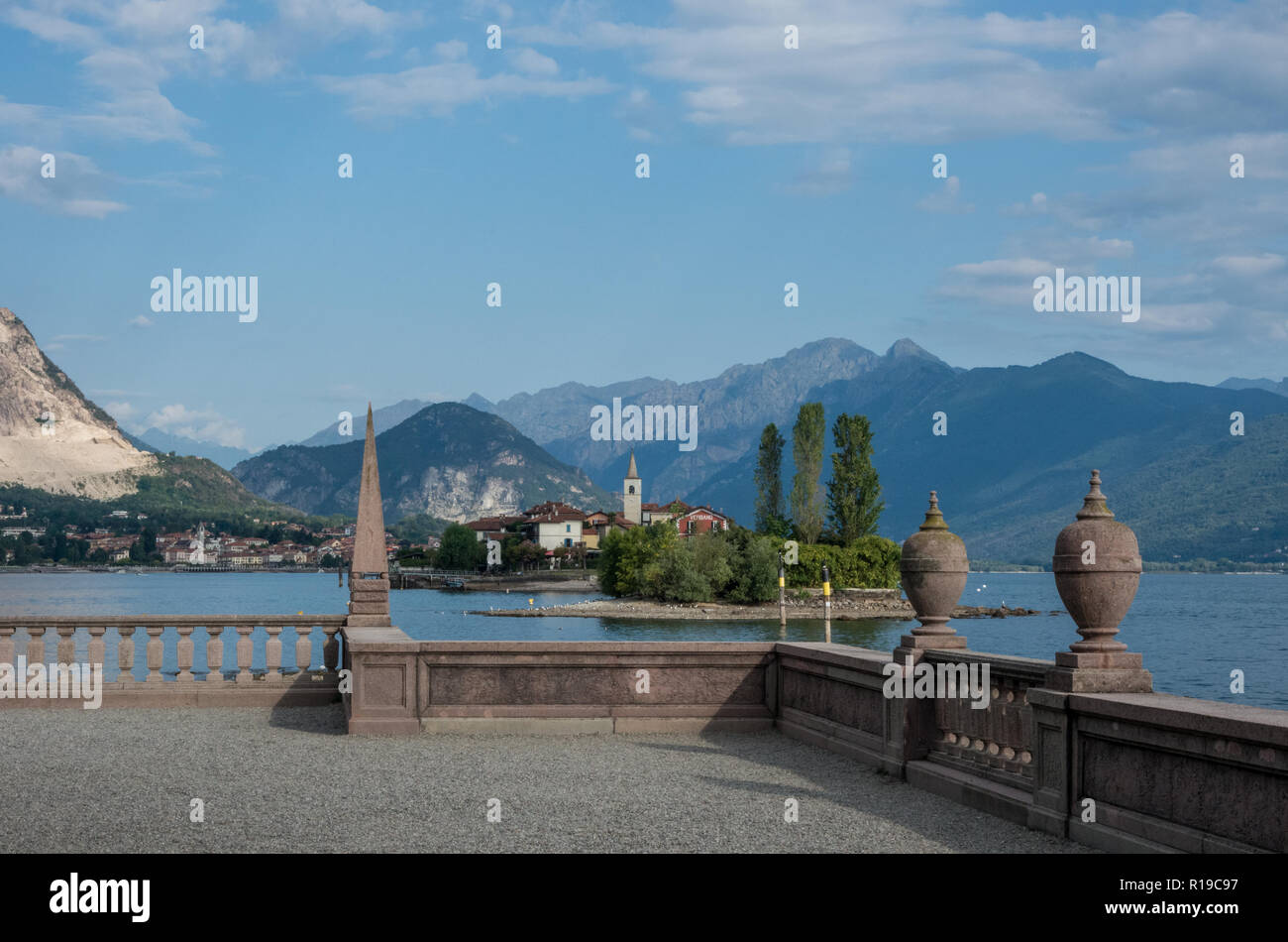 Isola dei Pescatori, fisherman island in Maggiore lake, Borromean ...