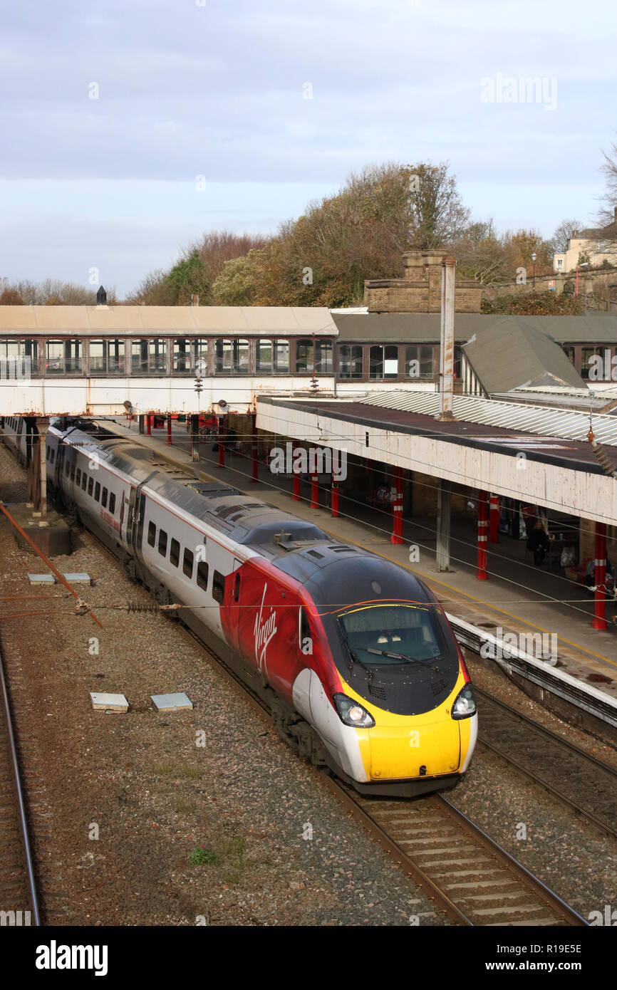 Virgin West Coast Pendolino class 390 electric multiple unit train ...