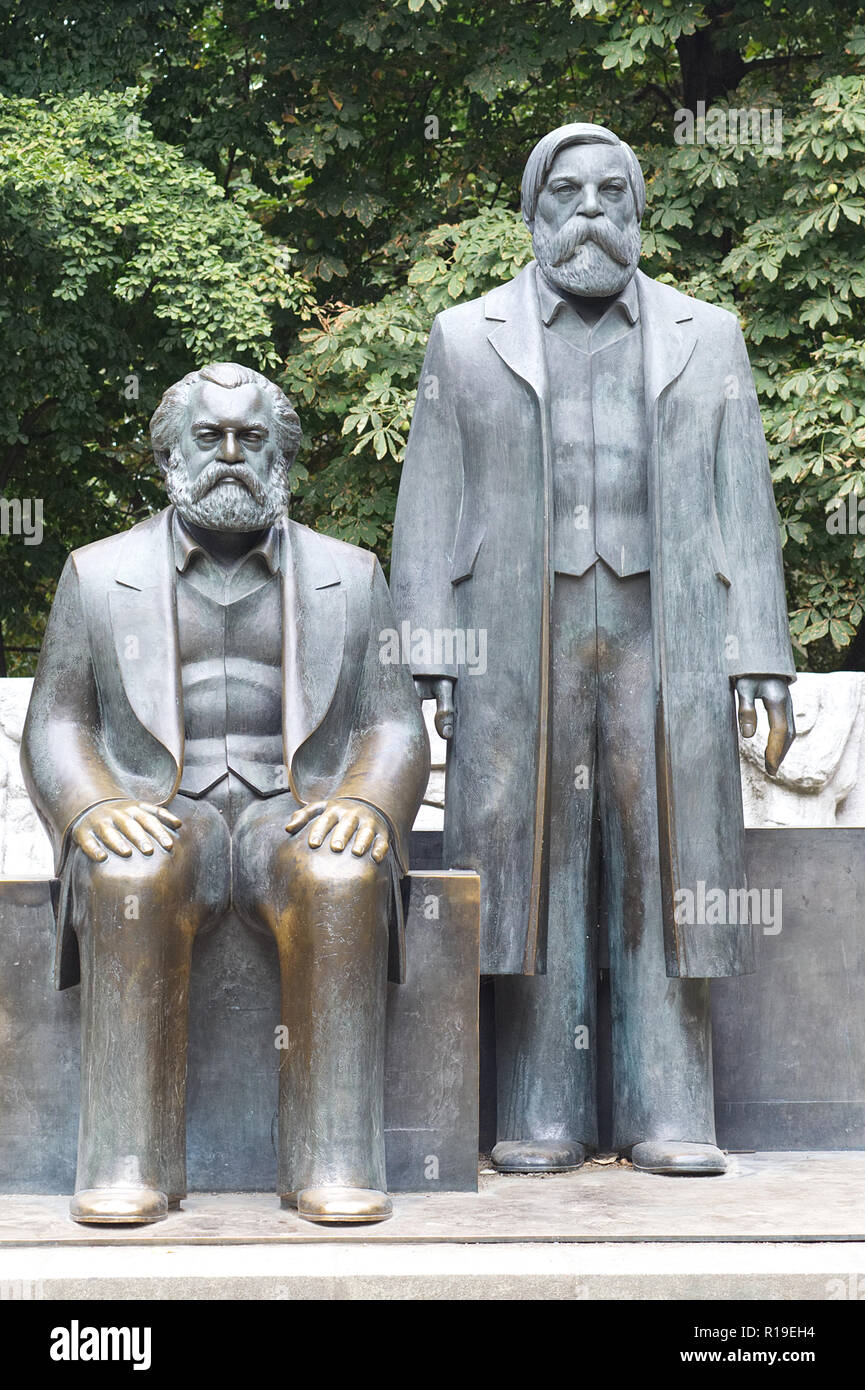 Marx Engels Statue High Resolution Stock Photography and Images - Alamy